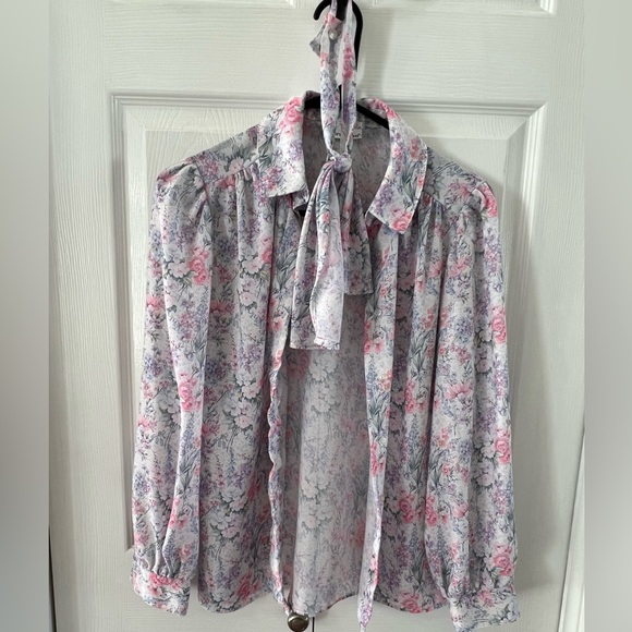 Laura Mae | Tops | Vintage Laura Mae Floral Button Shirt Womens Ruffle ...